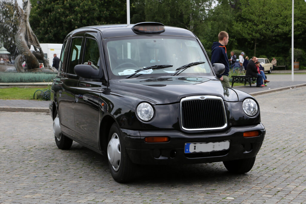 Private Hire vs Hackney Carriage UK: Key Differences, Licensing & Legal ...